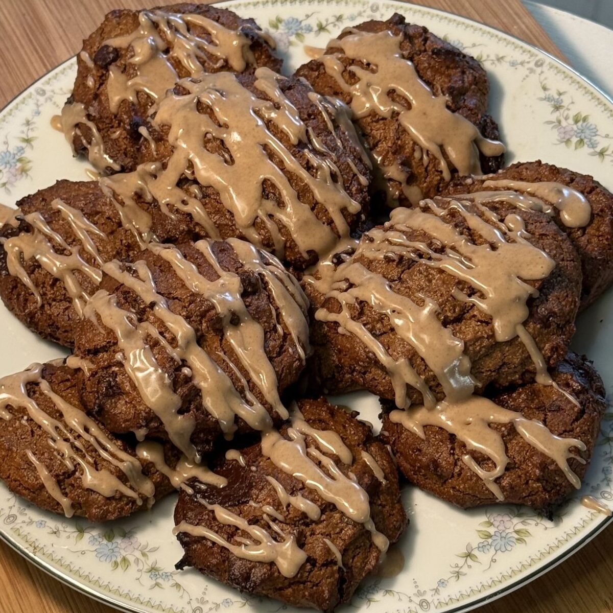 Pumpkin Spiced Almond & Hazelnut Butter Cookies with Dark Chocolate ...